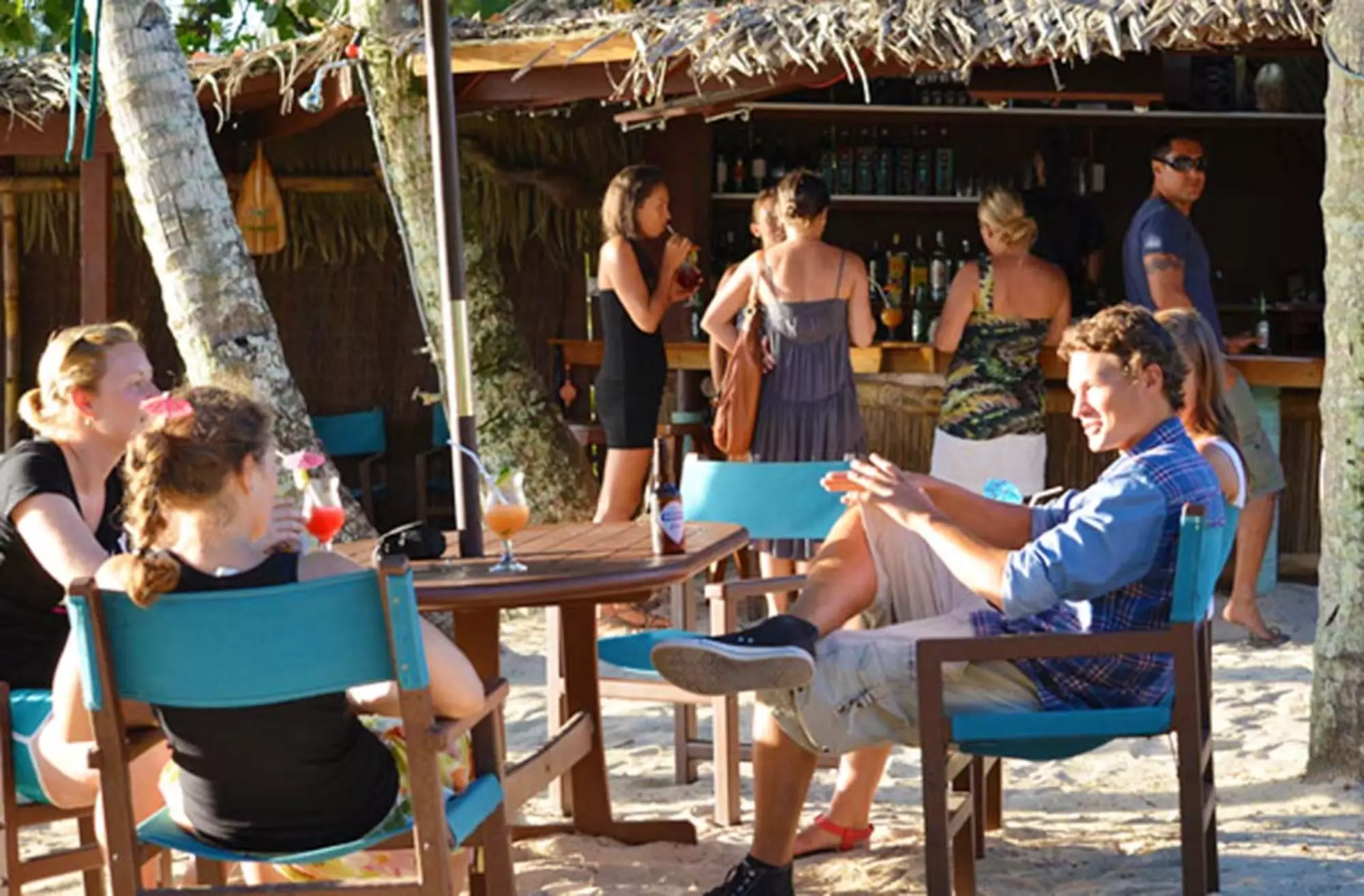 Crusoe's Restaurant & Wilson's Beach Bar | Cook Islands